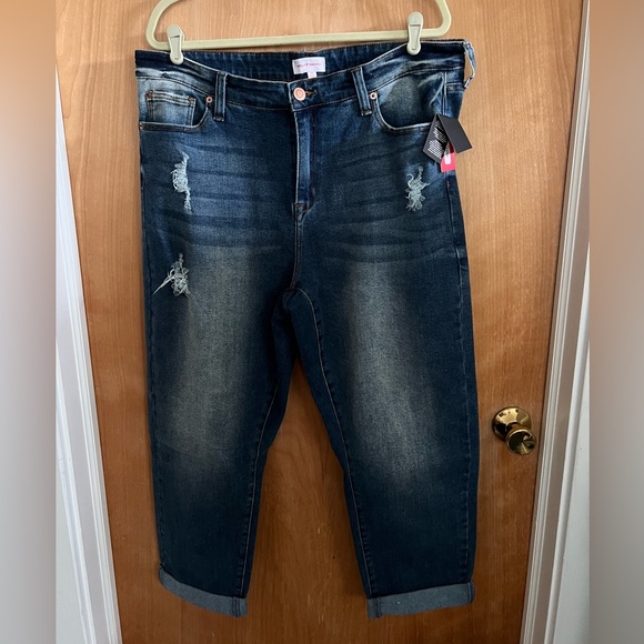 Molly & Isadora | Pants & Jumpsuits | Molly And Isadora Jean Capri ...